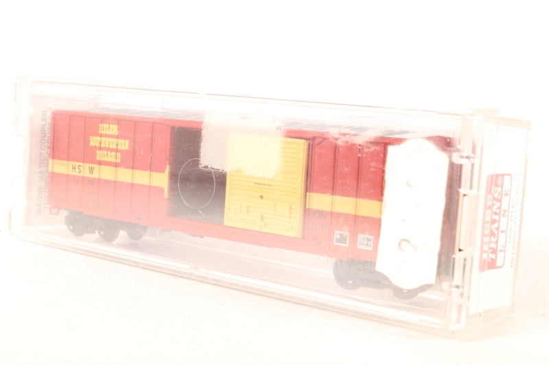 Micro-Trains 25640 50' FMC 5077 boxcar of the Helena Southwestern - red