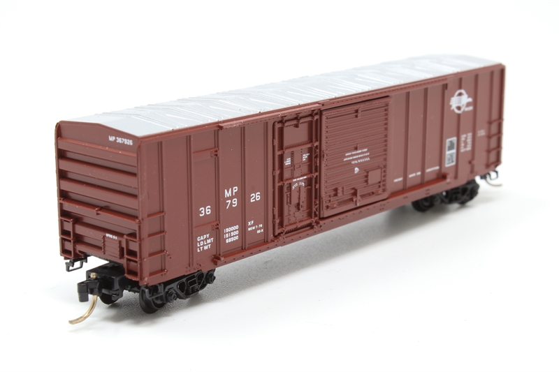 Micro-Trains 26040-367926 50' steel ribside combo door no - Hattons