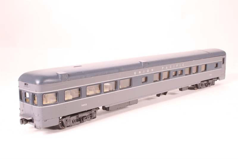 Rivarossi 2643RIV Observation Coach of the Union Pacific Railroad