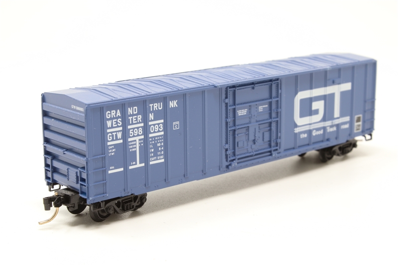 Micro-Trains 27220-598093 50' steel rib-side plug door - Hattons