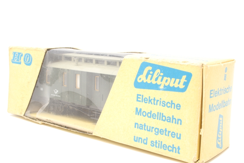 Liliput 272Liliput 4 wheel post wagon of the DB "German - Hattons