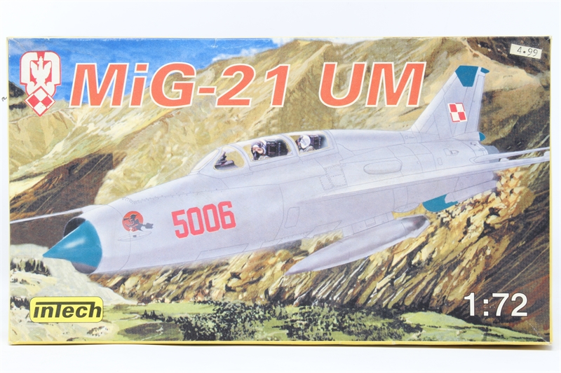 Intech 2822-413int Mig-21UM