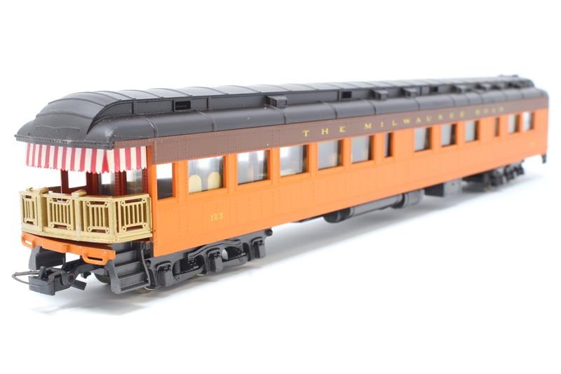 Rivarossi 2840RIV Heavyweight observation car of the - Hattons