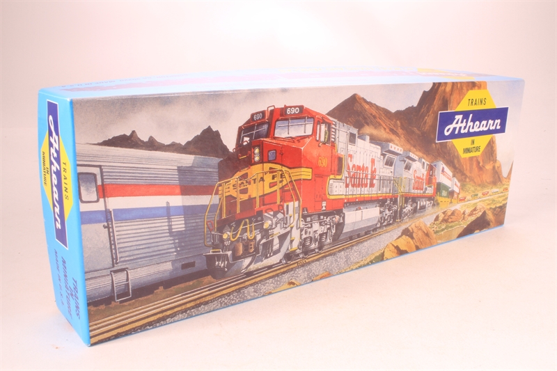 Athearn 2908EATH 50' Boxcar in Santa Fe Livery - Hattons