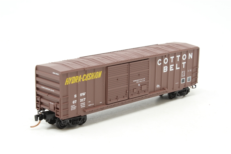 Micro-Trains 30060-67317 50' steel rib double sliding door - Hattons