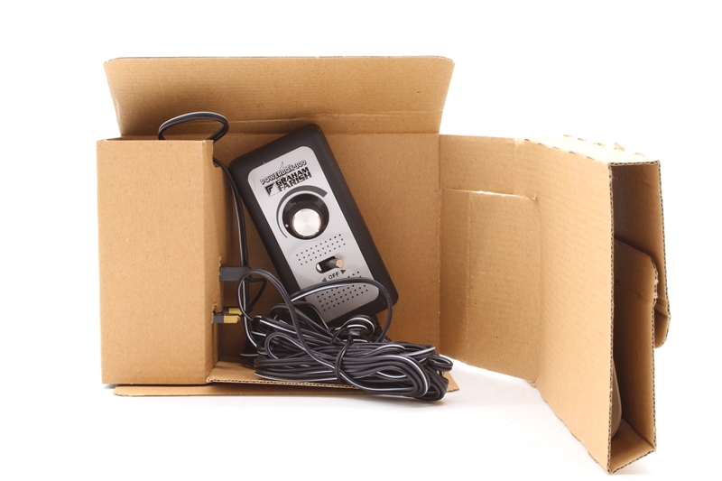 Graham Farish 300GF Powerbox 300 handheld controller and - Hattons