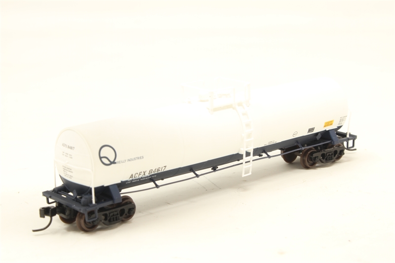 Atlas 30742 23,500 gallon general service tank car of Reilly Industries