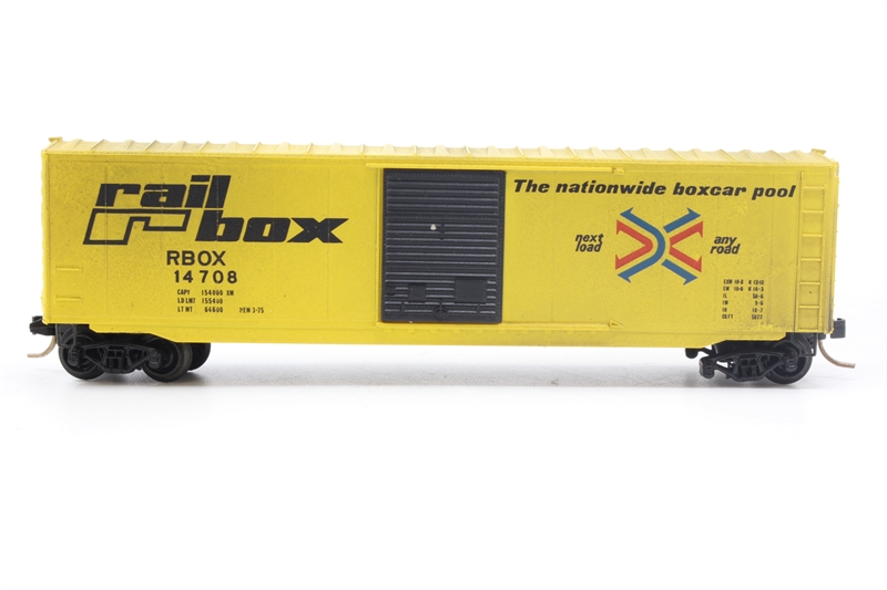 Micro-Trains 31020-14708 50' PS-1 boxcar of RailBox - yellow with black