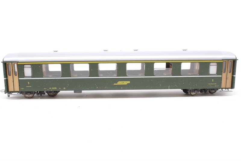 Bemo 3252-115 1st Class Passenger Coach A1235 of the RhB - Hattons