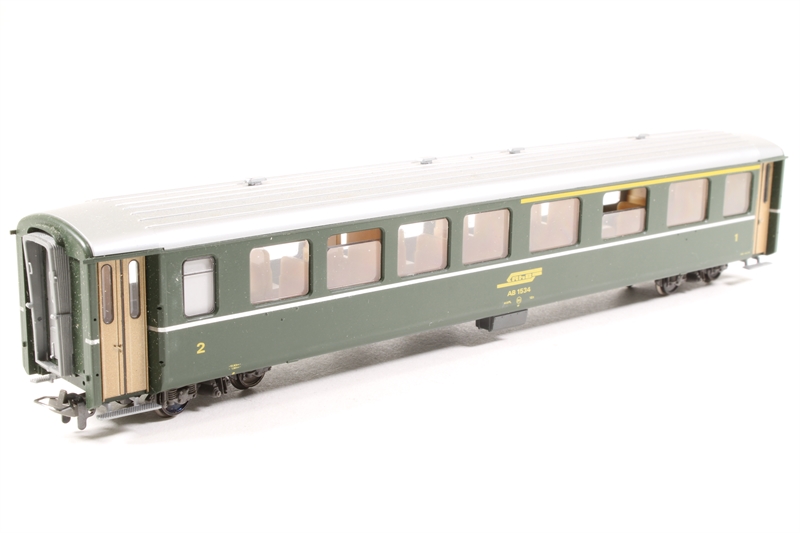 Bemo 3253-126 2nd Class Coach 2316 of the Swiss Rhb