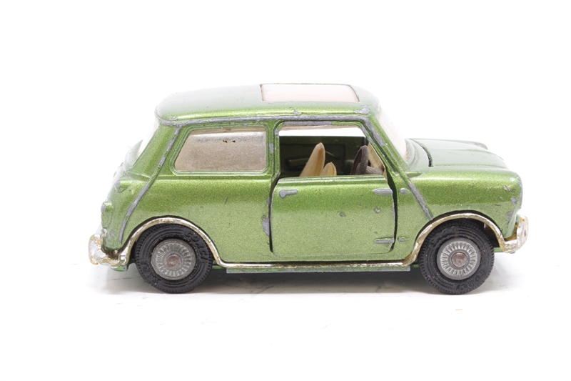 Corgi 334COR BMC Mini Cooper S in green