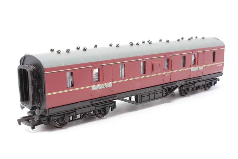 Bachmann Branchline 34-325-31386 Stanier 50ft parcel van - Hattons