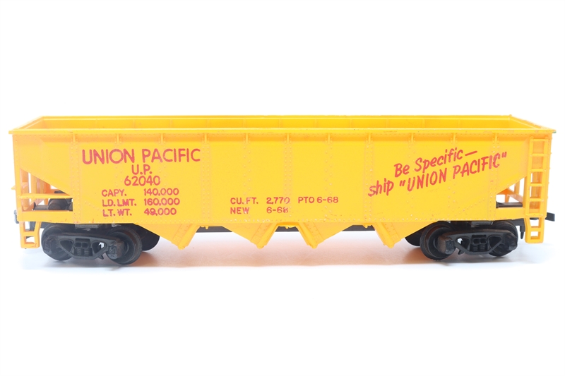Tyco 344-E 4-bay open hopper of the Union Pacific Railroad - Hattons