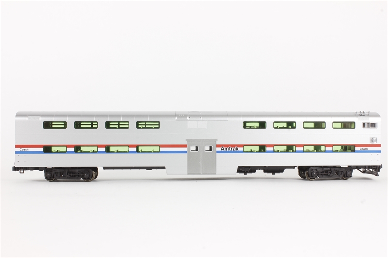 Kato 35-6021 Bi Level Passenger Car in Amtrak livery - Hattons