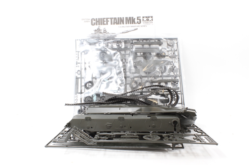 Tamiya 35068 British Chieftain Mk 5 Tank