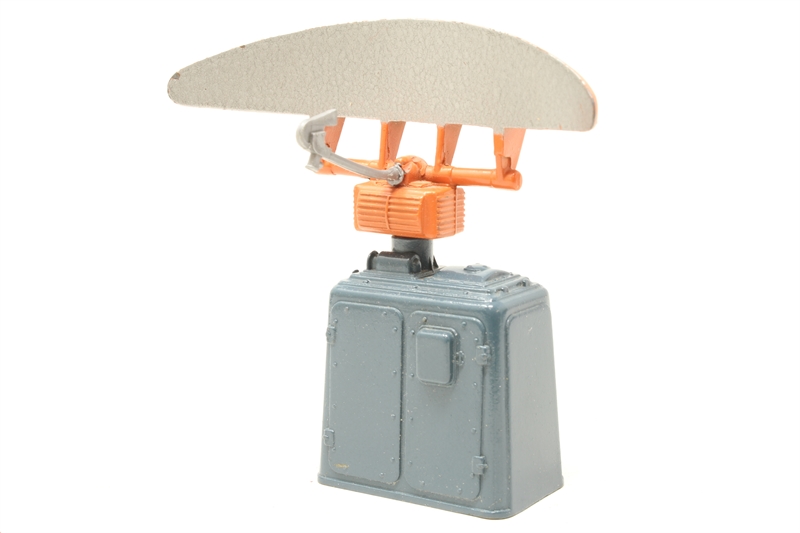 Corgi 353COR Decca airfield control radar 424 scanner - Hattons