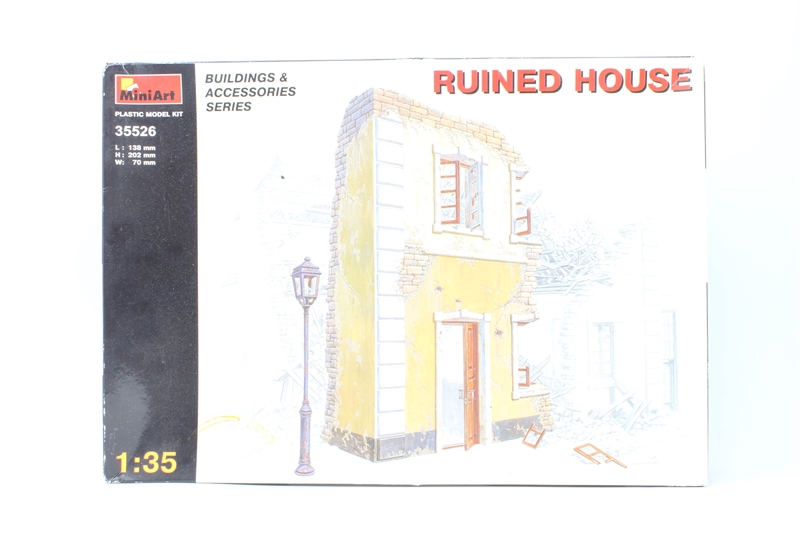 MiniArt 35526Mini Ruined House - Hattons
