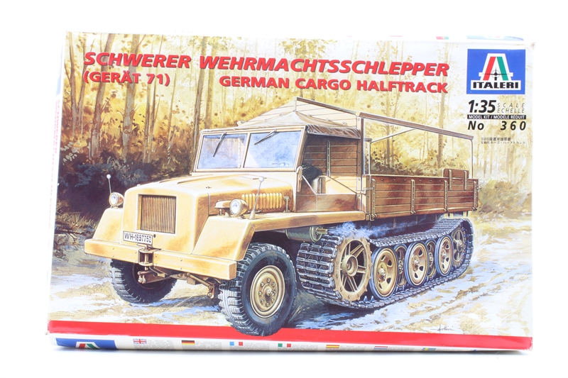Italeri 360 Schwerer Wehrmachtsschlepper Gerat 71 German cargo halftrack