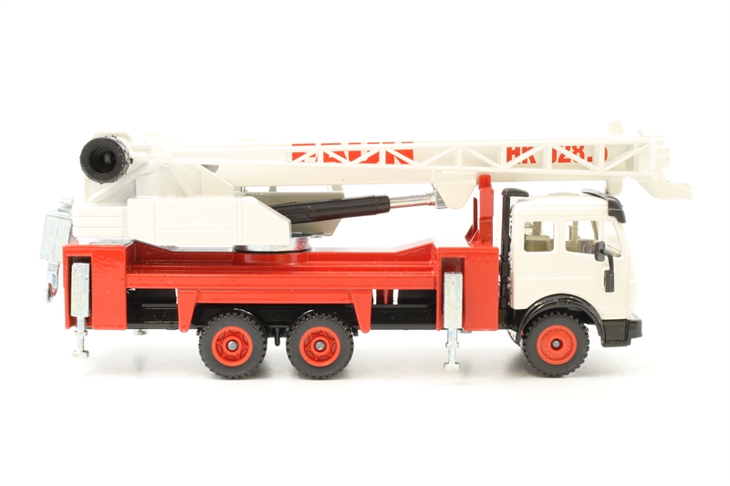 Siku 3723 Mercedes 3-axle telescopic mobile crane 'Faun' - Hattons