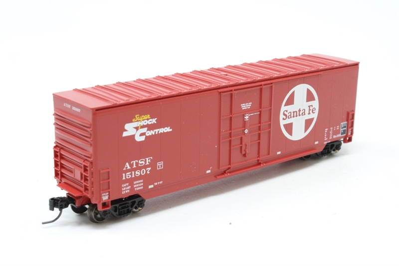 Athearn 3765ATH 50' hi-cube plug door boxcar of the Santa - Hattons