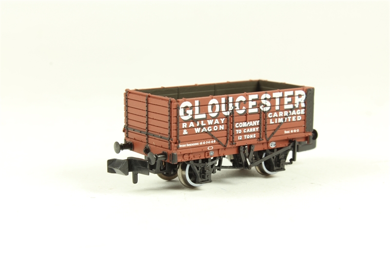 Graham Farish 377-2012K Plank Fixed End Wagon in - Hattons