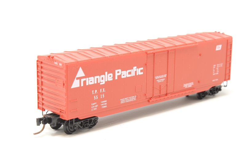 Micro-Trains 38130-5515 50' steel plug door no roofwalk boxcar of the - Hattons