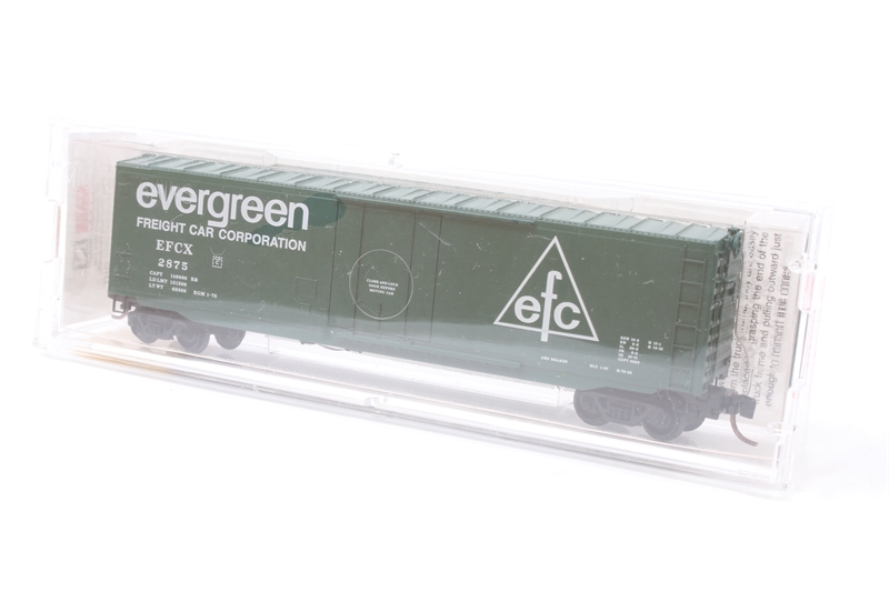Micro-Trains 38260 50' steel plug door no roofwalk boxcar of Evergreen