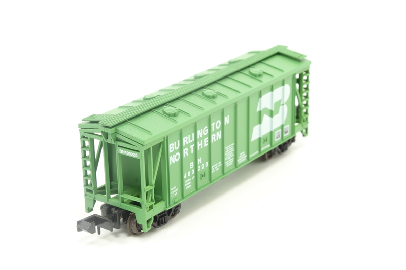 Atlas 38581Atlas GATX Airslide 2600 2-bay covered hopper car 'Burlington