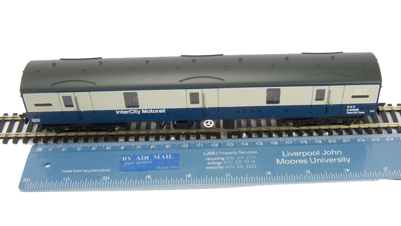 Bachmann Branchline 39-274old BR Mk1 GUV InterCity - Hattons