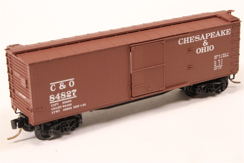 Micro-Trains 39170 40' wood vertical brake wheel boxcar of - Hattons