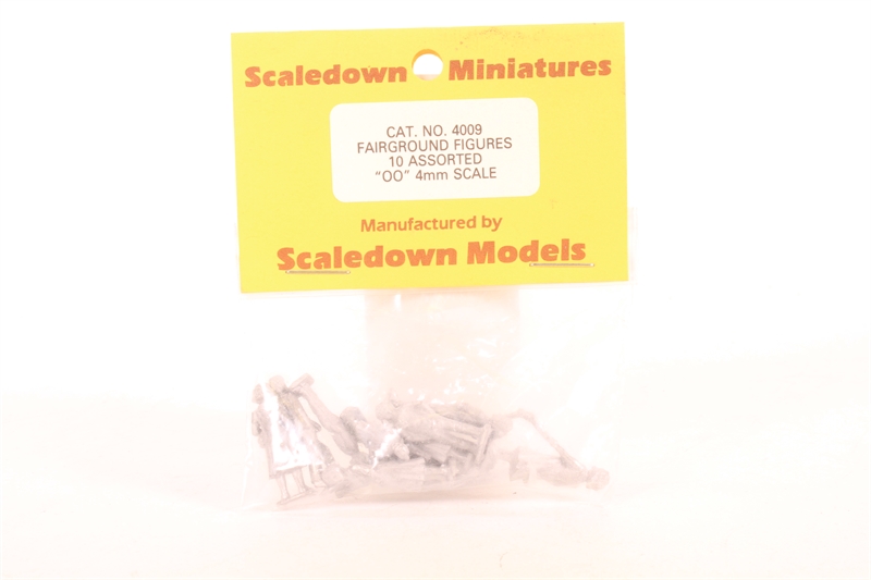 Scaledown Models 4009Scaledown Fairground Figures - Hattons
