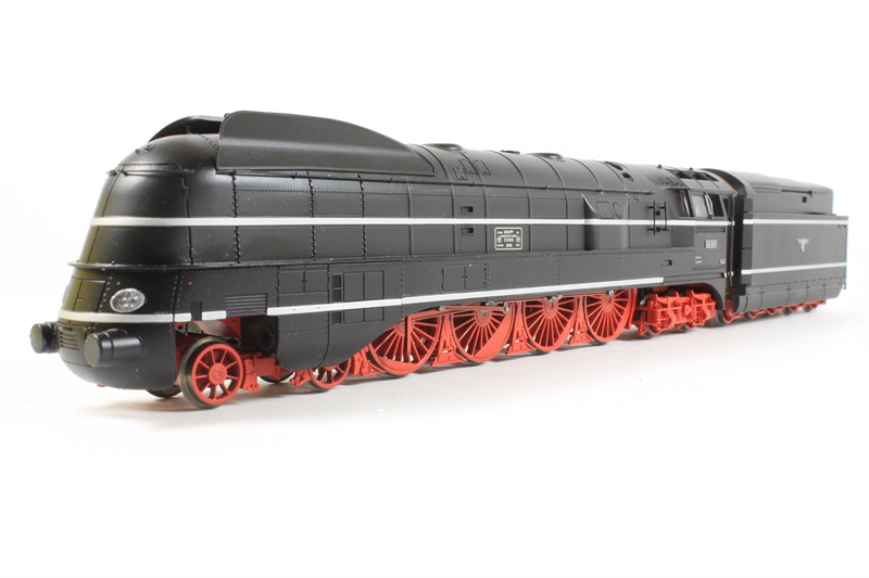 Brawa 40214 Class BR06 06001 of the German DRG Epoch II - Hattons