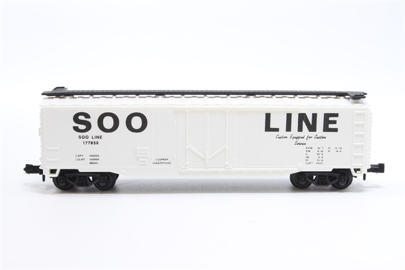 Model Power by MRC 4030MOD 50' steel reefer of the Soo Line 177850