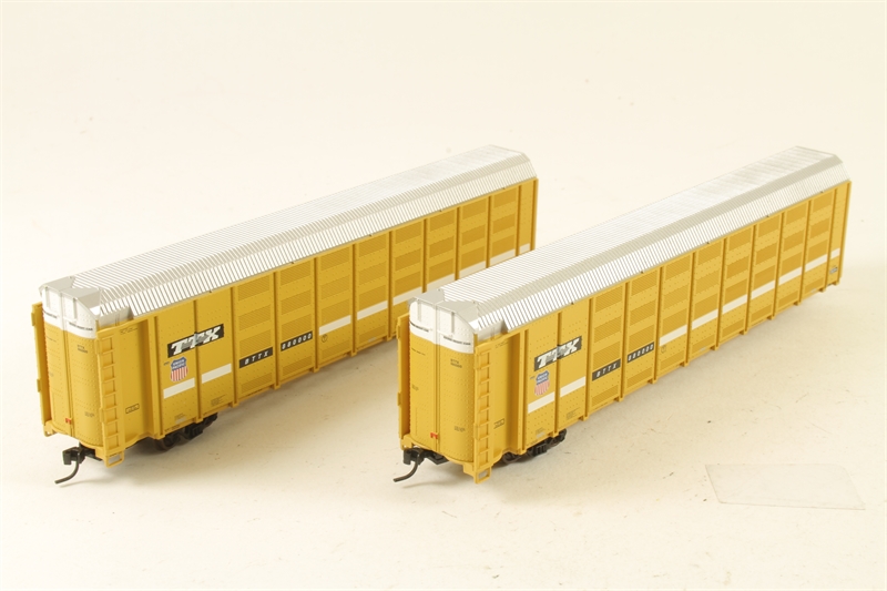 Atlas 40925 Enclosed articulated Autorack of the Union Pacific - yellow