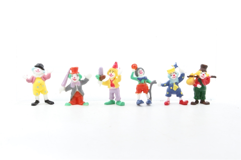 IHC 410-clowns Corkeys Carnival Caravan. 6 clowns split from set 410