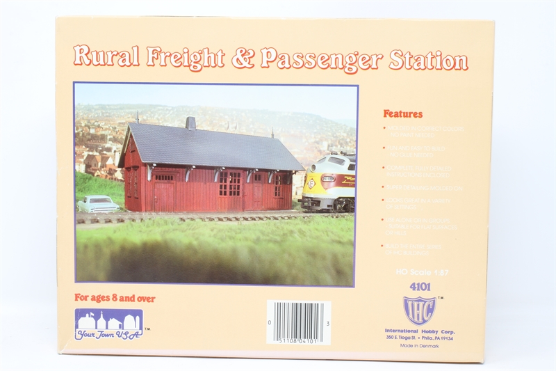 IHC 4101IHC Rural Freight & Passenger Station Building Kit - Hattons