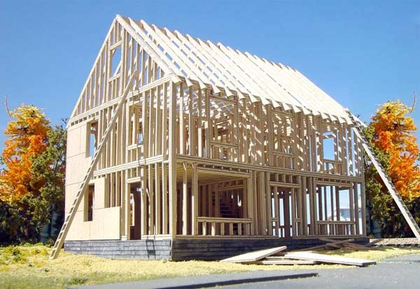 Branchline Trains 413BRT House Under Construction Laser-Art Structures