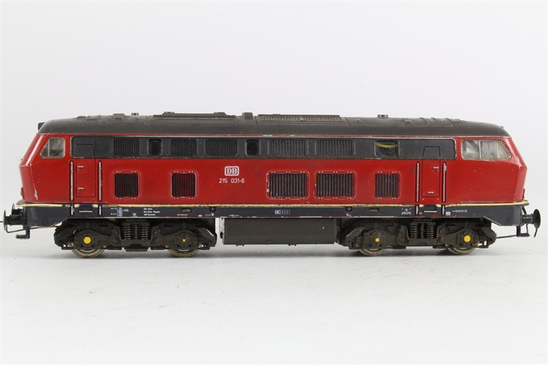 Roco 4151ROC Class BR 215 031-6 of the DB - Hattons