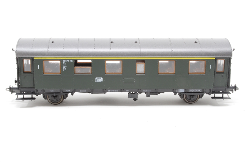 Roco 4202Roco Post Car of the German DB