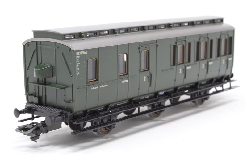 Marklin 4203Marklin 2nd Class Clerestory Coach with Baggage Compartment