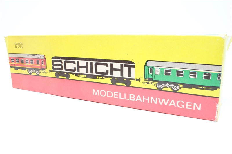 Schicht 426-78 1st/2nd Class coach of the MAV