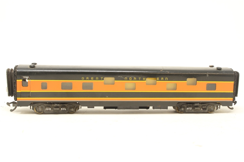 Tenshodo 426TEN Streamlined passenger sleeper car 'Canadian National'