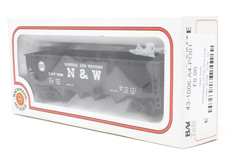 Bachmann USA 43-1006-A4BAC 42' Open Quad Offset Hopper - Norfolk and