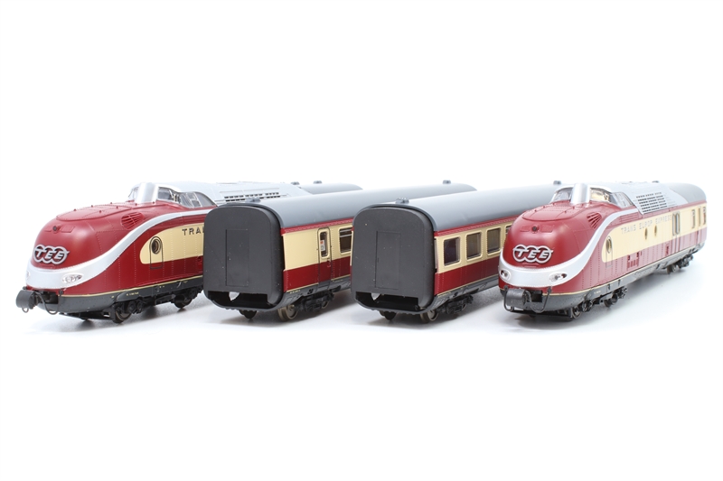 Roco 43011ROCO VT 11.5 four-car DMU of the DB in - Hattons