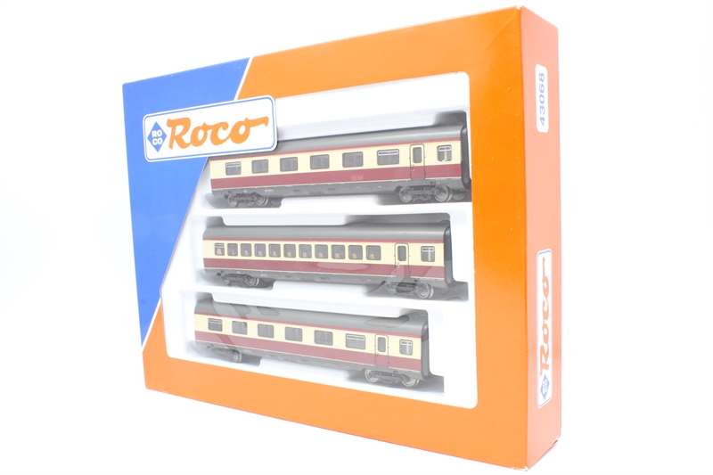 Roco 43068ROCO Intermediate coach set for Class 601 of the DB - pack of