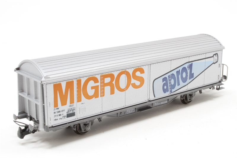 Fleischmann 4340 Class Re 4/4 11156 of the SBB - Hattons