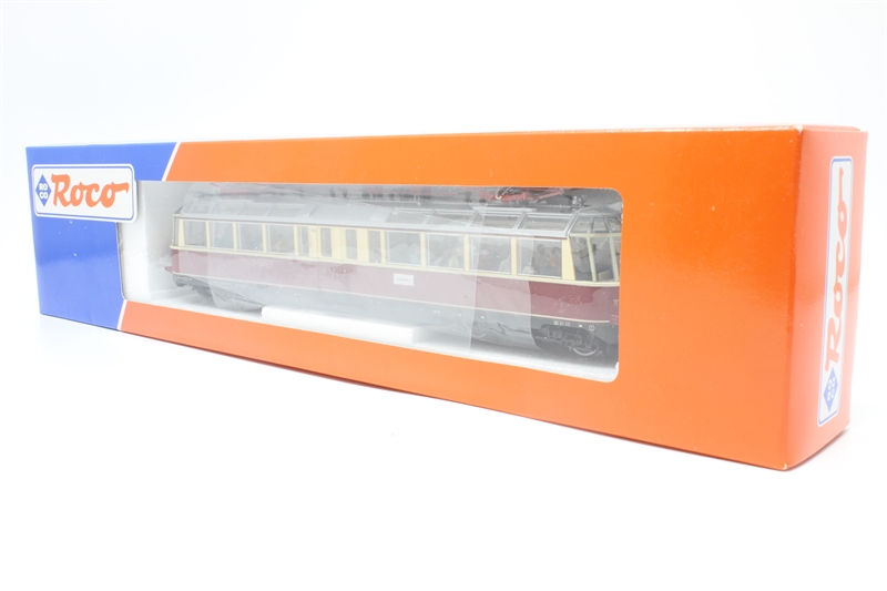 Roco 43526 Class ET 91 01 'Glass Train' railcar of the DB - Hattons