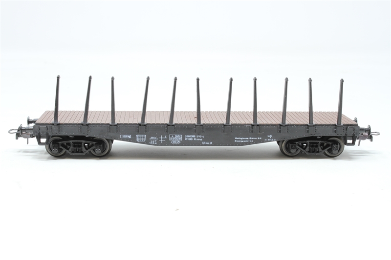 Roco 4352Roco Bogie Stake Wagon of the DB - Hattons