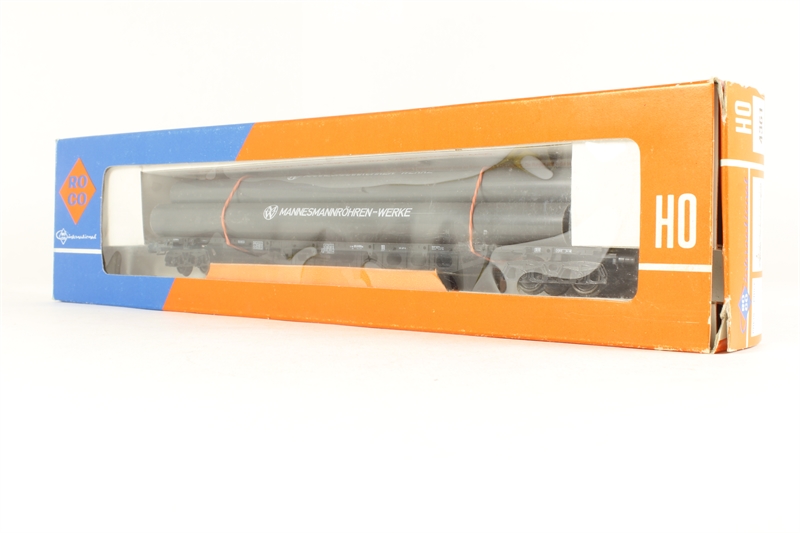 Roco 4361Roco DB Transport Wagon with Pipe Load - Hattons