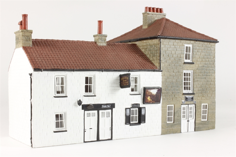 Bachmann Branchline 44-043Z The Birch Hall Inn pub - TMC Limited ...